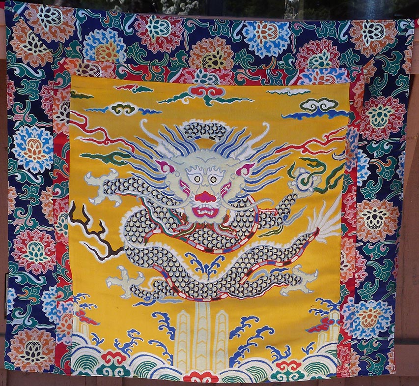 Throne Sets – Tibetan Treasures